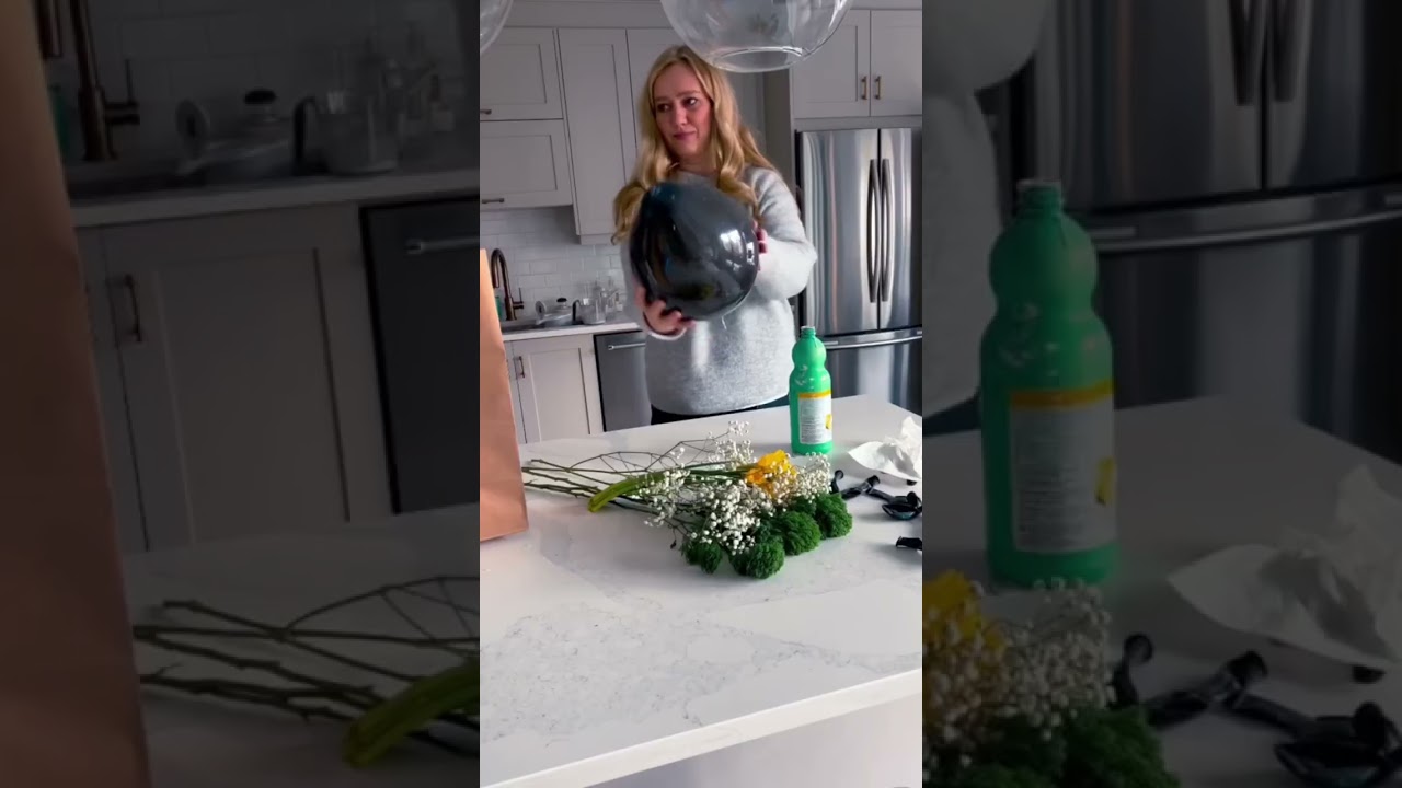 Giant Plaster Easter egg DIY 🐣 #easterdecor #easter2023 #springdecor #eastereggs #eastereggsdecor