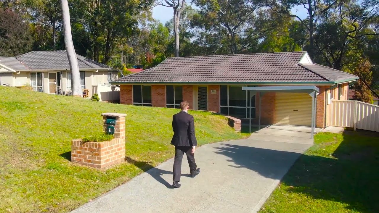 Andrew Dinnen - Ray White Newcastle Lake Macquarie - NEWCASTLE ...