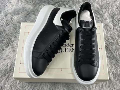 #Alexander McQUEEN# top version and the whole set (black and white)