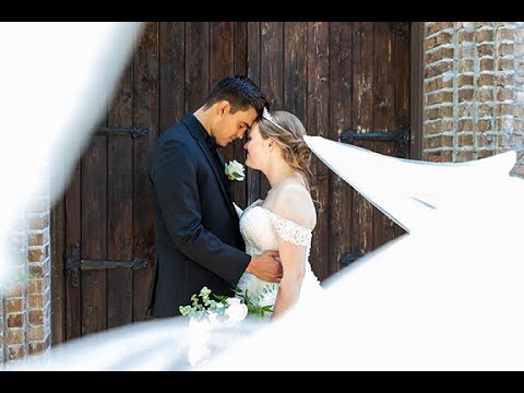 Bride Surprises Everyone with Vows in Spanish | Leo and Kat Wedding Highlight | Aristide Mansfield