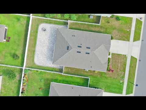 1676 Bay Breeze Drive, St Cloud, FL 34771