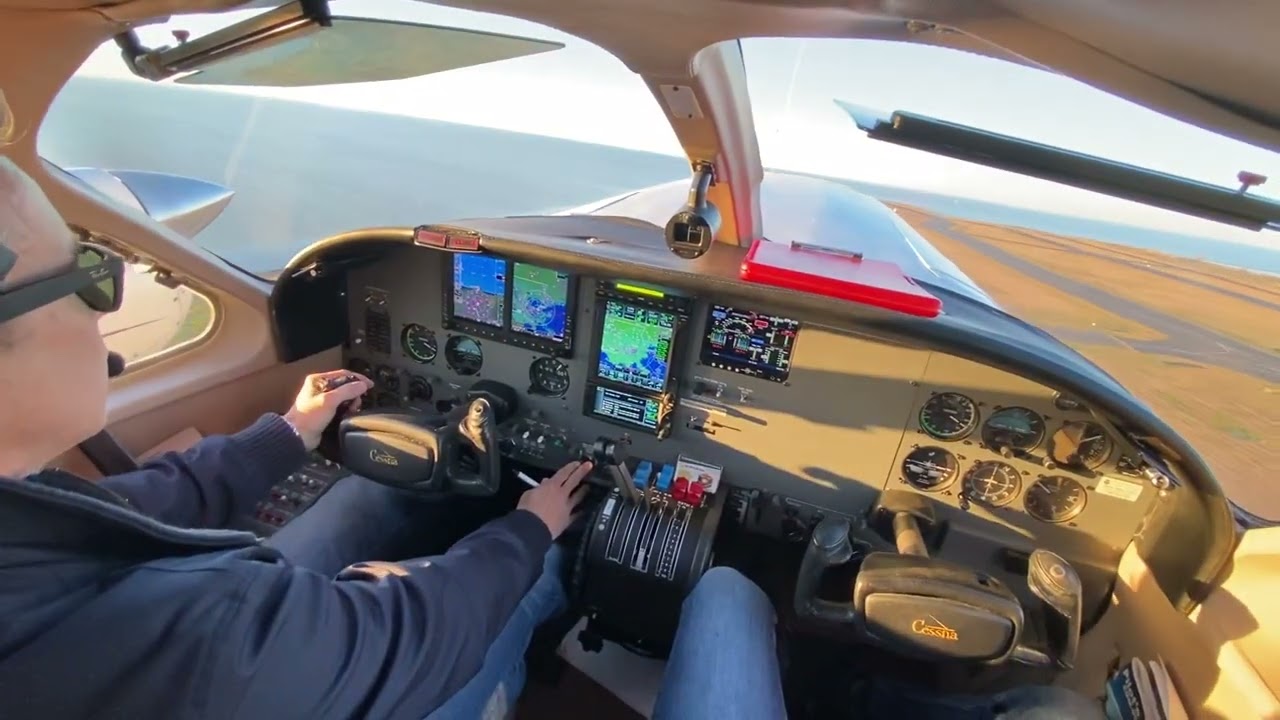 Cessna 421 takeoff KNEW Lakefront