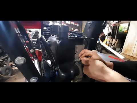 Hssk 50 Hmsk 80 Hmsk 100 Fuel Line How to Replace 100 % terrible design flaw not a fun one part 2