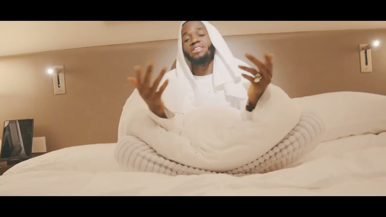 Hewo by Saifond Balde from Guinea | Popnable