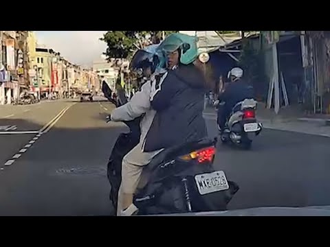 我看你們兩個是很想體驗起飛的感覺喔！ | WoWtchout - 地圖型行車影像分享平台