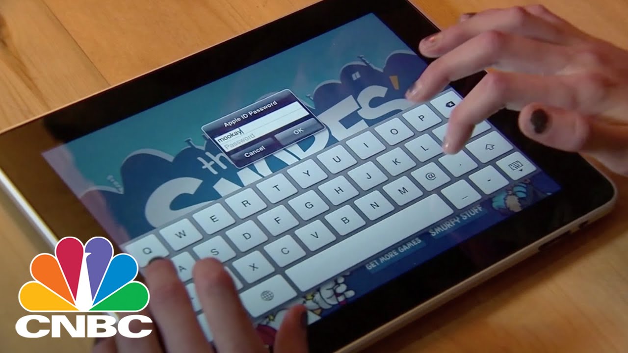 Apple Offers Beta Version of iOS Software for Testing | Tech Bet | CNBC