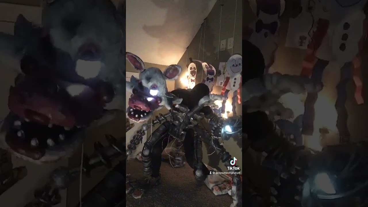Mangle:)))#fnaf #mangle #fnafcosplay #manglecosplay #fnaf2 #fnaf2cosplay #fnafmovie #fnafirl