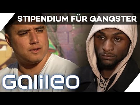 650💲im Monat: So viel bekommt Tino, wenn er nicht rückfällig wird! | Galileo | ProSieben
