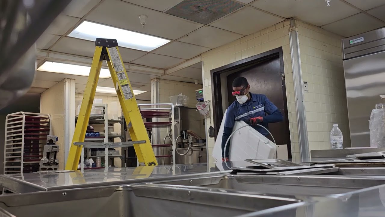 2x4 LED Panel Install in Commerical Kitchen: Flourescent VS LED