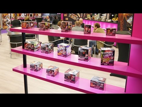 [FIREWORKS] ★ International Toy Fair Nuremberg / Spielwarenmesse Nürnberg 2015 ★ [HD]