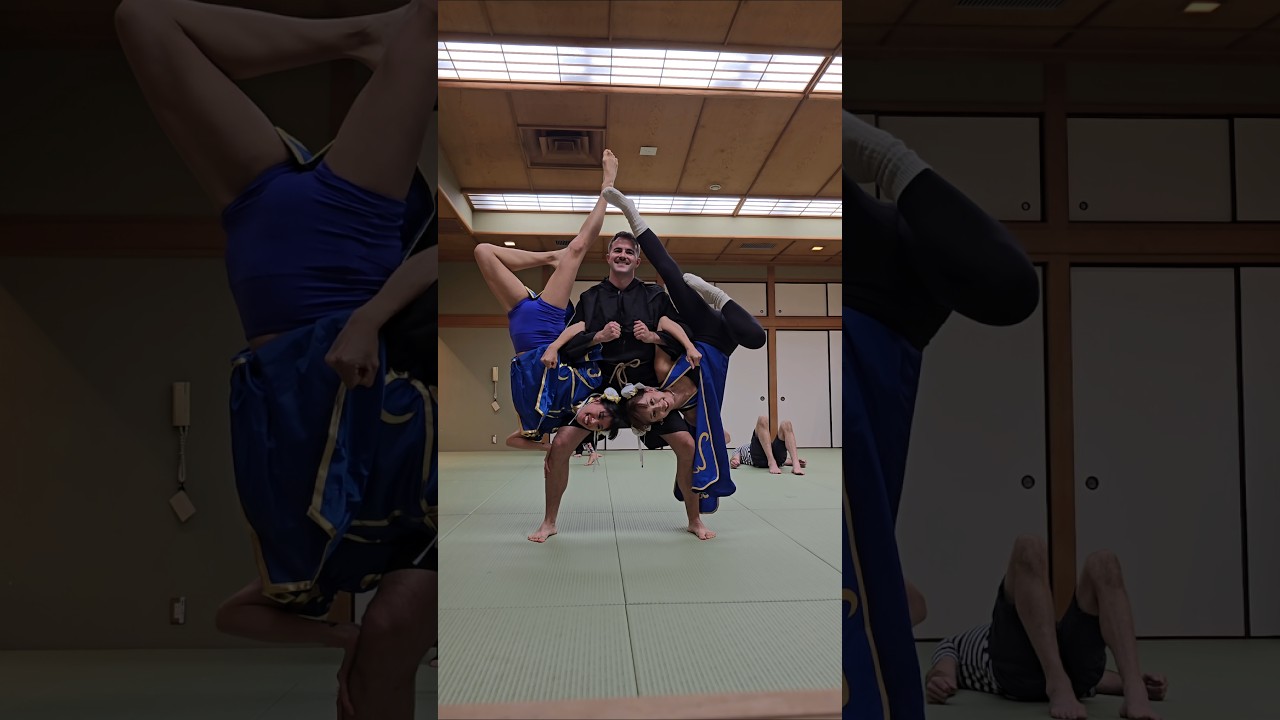 Learn Acroyoga Poses for 3 Person #acroyoga