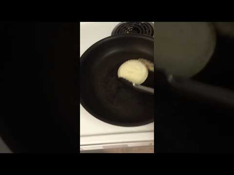 How to thaw your Smucker's Uncrustables: Flip It