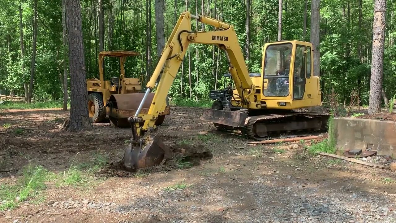 KOMATSU PC95 For Sale