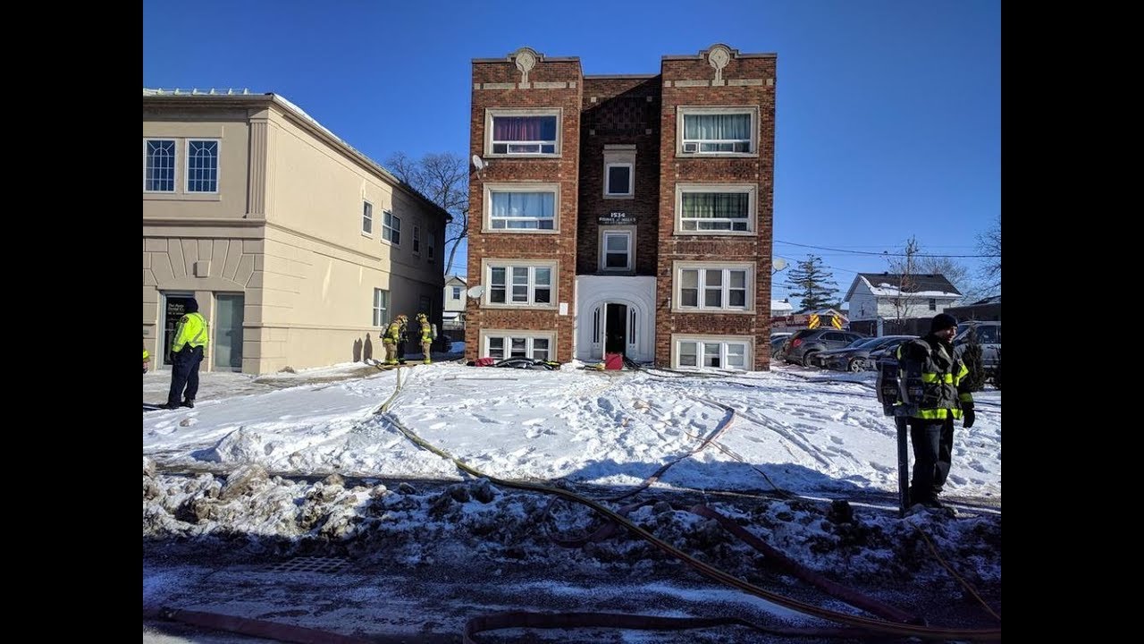 Apartment Building Evacuated After Ouellette Ave. Fire