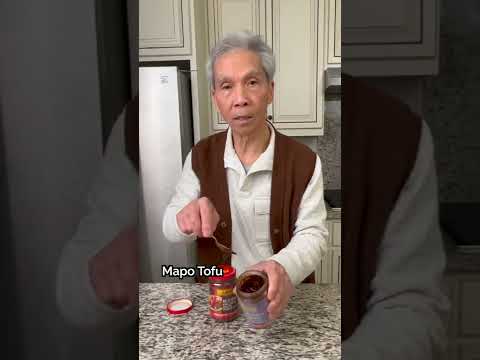 🌶️ Doubanjiang, Explained (Chili Bean Sauce / 辣豆瓣醬) #Shorts