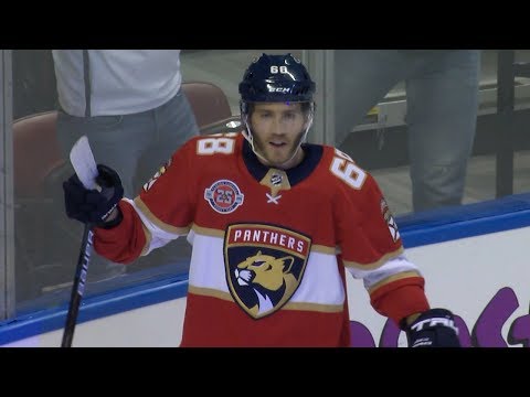 Mike Hoffman misses OT winner off the post, ends game seconds after