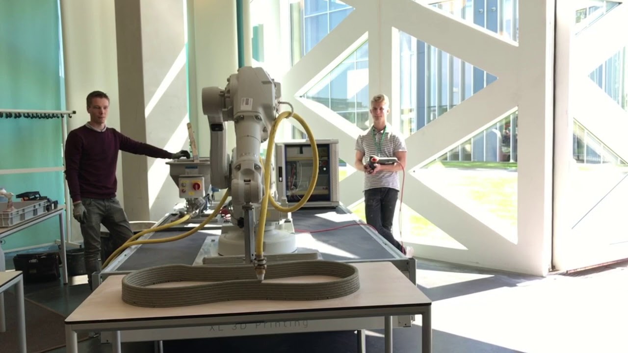 Live concrete printing demonstration