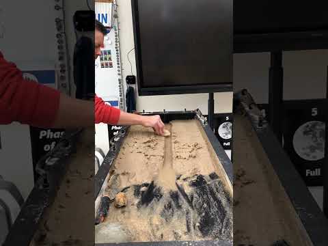 Stream Table Demonstration-Turning Straight Channel Into a Meandering River #meanders #rivers