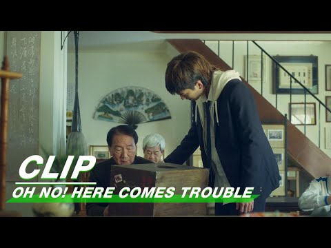 Yiyong Wakes up Senior Student Funnily | Oh No! Here Comes Trouble EP01 | 不良执念清除师 | iQIYI