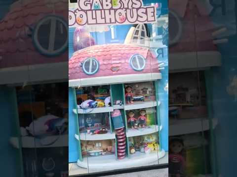 NEW Merch - Gabby's Dollhouse Toys, Despicable Me 4, and Glamour Tram