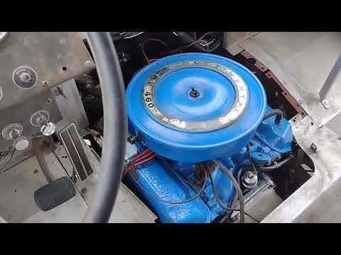 1970 International 1500 aluminum body step van with a 460 Lincoln big block.