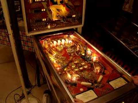 Voltan Escapes Cosmic Doom - Pinball by Bally Manufacturing Co ...