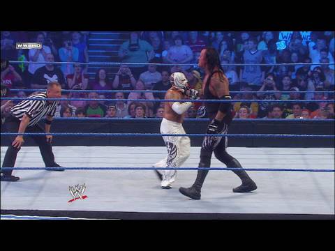 WWE legend The Undertaker once broke his nose but carried on fighting ...