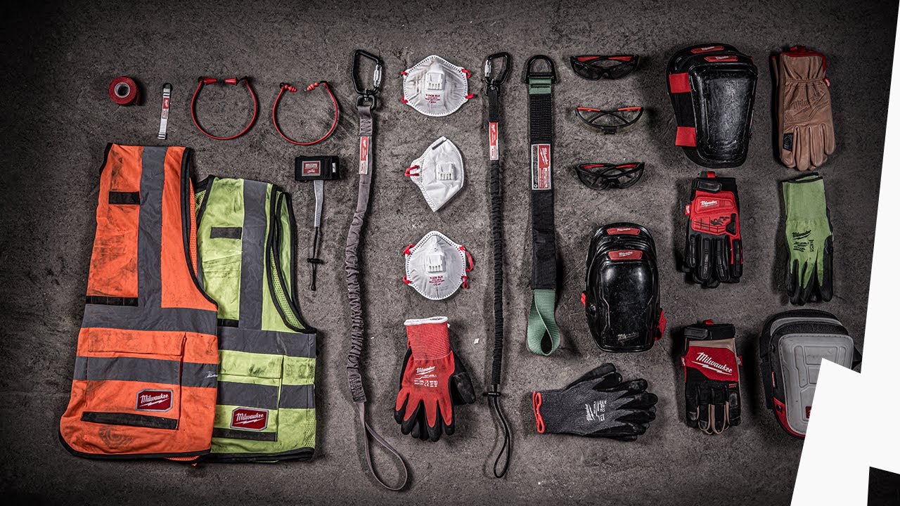 Milwaukee Construction PPE Kit (Large) 4932492062