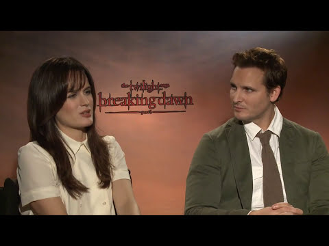 'Twilight: Breaking Dawn' Interviews: Peter Facinelli and Elizabeth Reaser