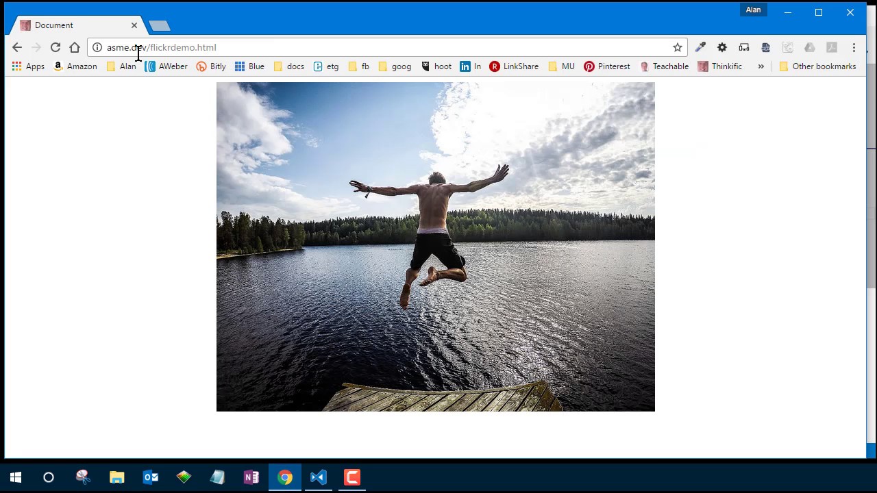 Embed Flickr Slideshow In Your Webpage