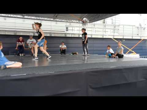 Hip Hop Garden 14 06 15 3000000 000 000519 711