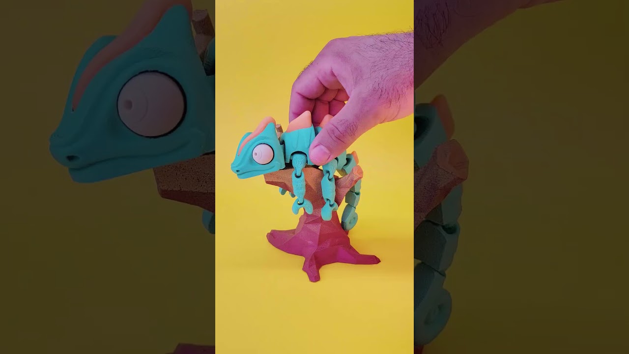 Chamochill  🦎🌳- Cute articulated Chameleon