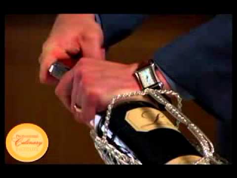 Decanting Mature Red Wine with Master Sommelier David Glancy