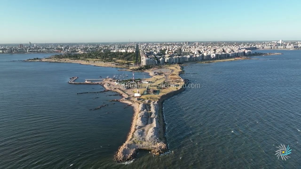 Video aéreo por Bulevar Artigas desde el faro de Punta Carretas por 6,2Km, Montevideo M3 12638 9