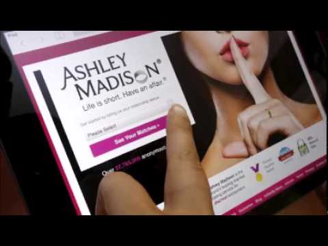 Ashley Madison founder Noel Biderman steps down