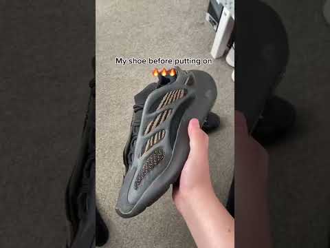 Yeezy 700 v3 alvah + On Foot Review & Sizing