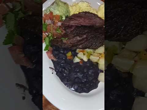 $45 AYCE Weekend Brunch @ Border Grill Mandalay Bay Las Vegas #brunch #food #lasvegas #steakandeggs