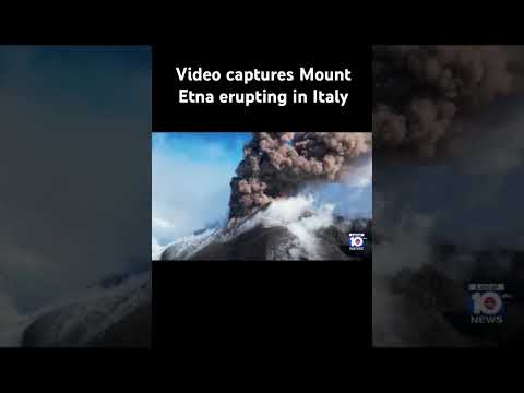 Video captures Mount Etna erupting in Italy #italy #sicily #mountetna