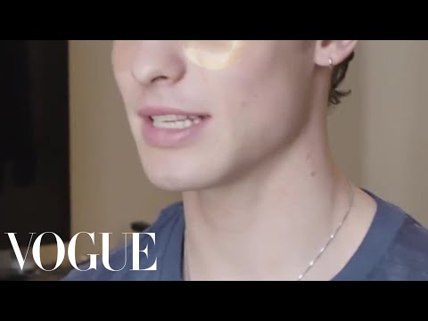 Shawn Mendes Wanted to Be a Photographer...Until...