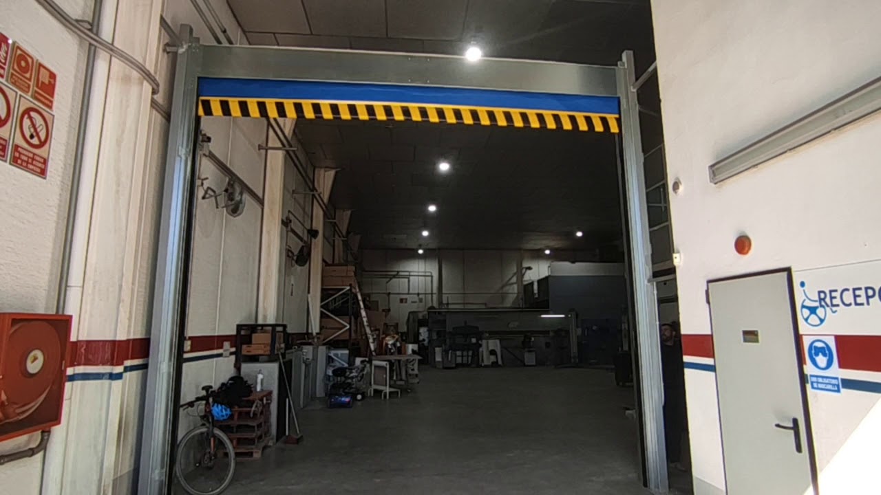 Puerta rápida enrollable de lona 5m x 5m