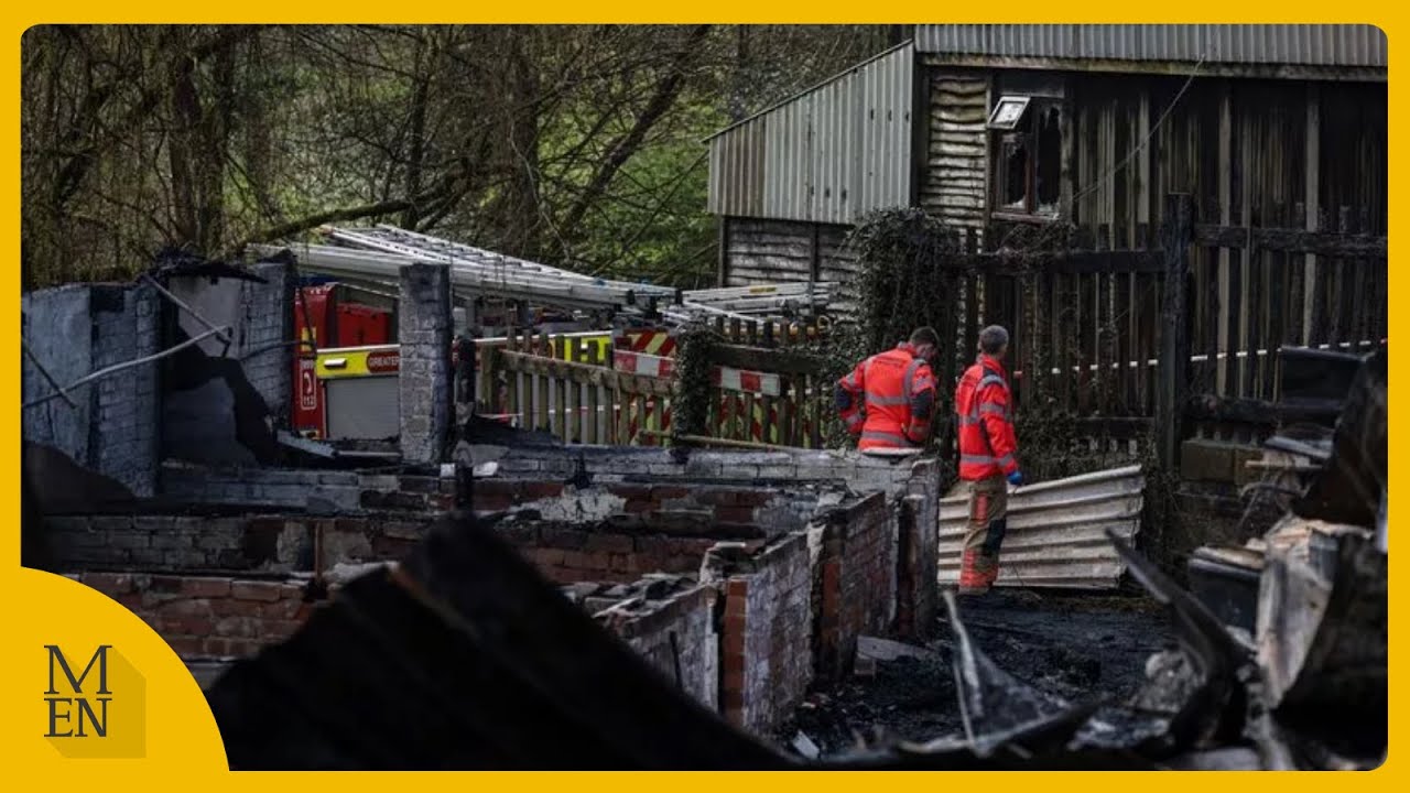 Oldham fire: Scene of devastation as huge blaze rips through barn ...