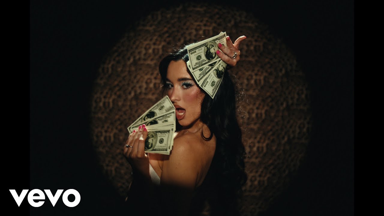 Mckayla Twiggs - Golddigger