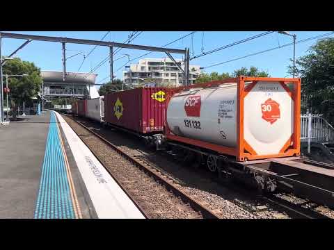 NR70 / NR115 / NR90 - 7MB4 passing West ryde - 3/03/24