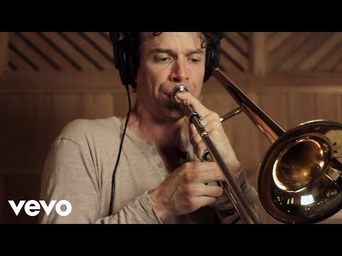 Ryan Keberle’s Collectiv do Brasil - Toada