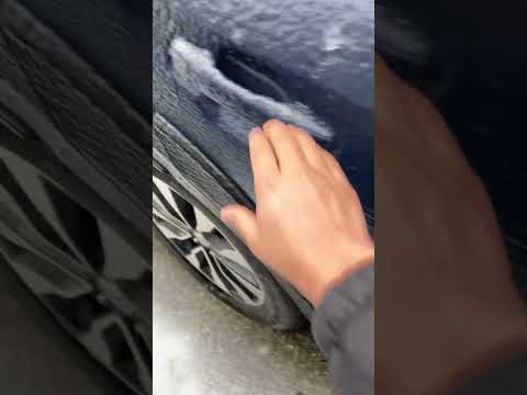 Peeling ice off car ASMR 😌