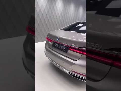 2020 BMW 750i V8