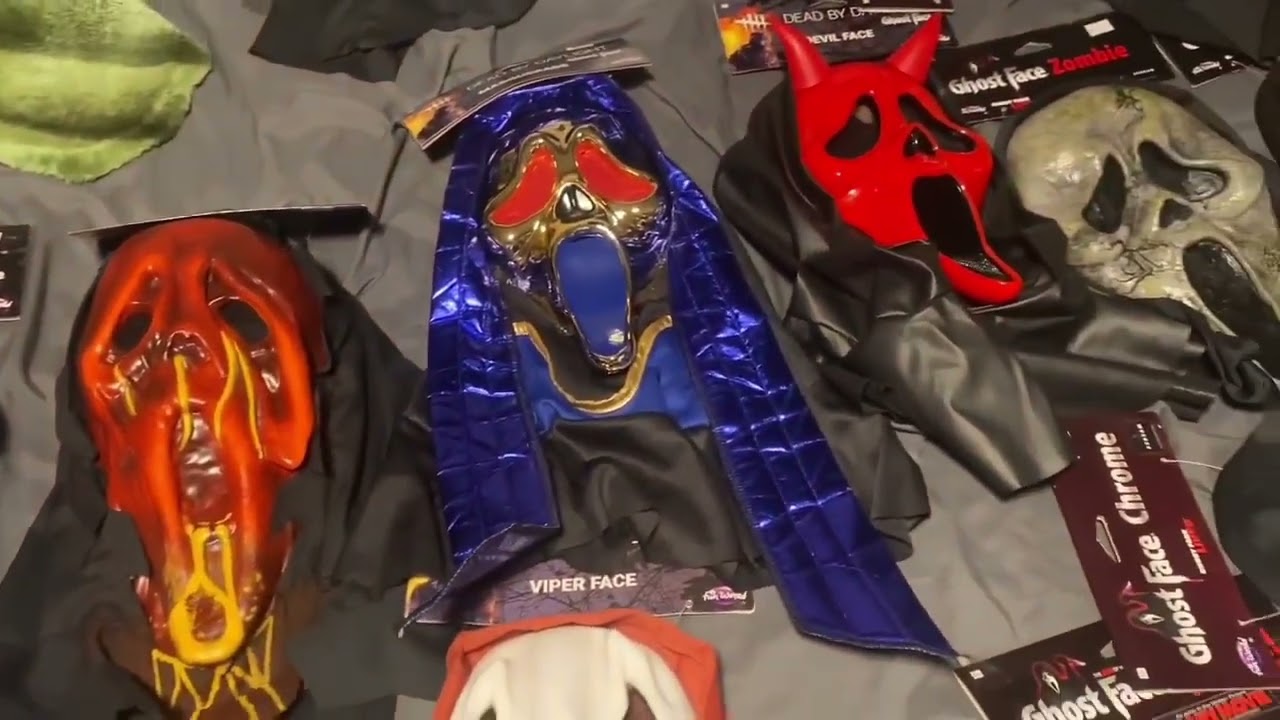 Scream mask unboxings #ghostface #halloween #horror #viral