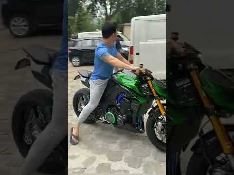 Kawasaki Z1000 supper loud sound #shorts #z1000 #kawasaki #indian