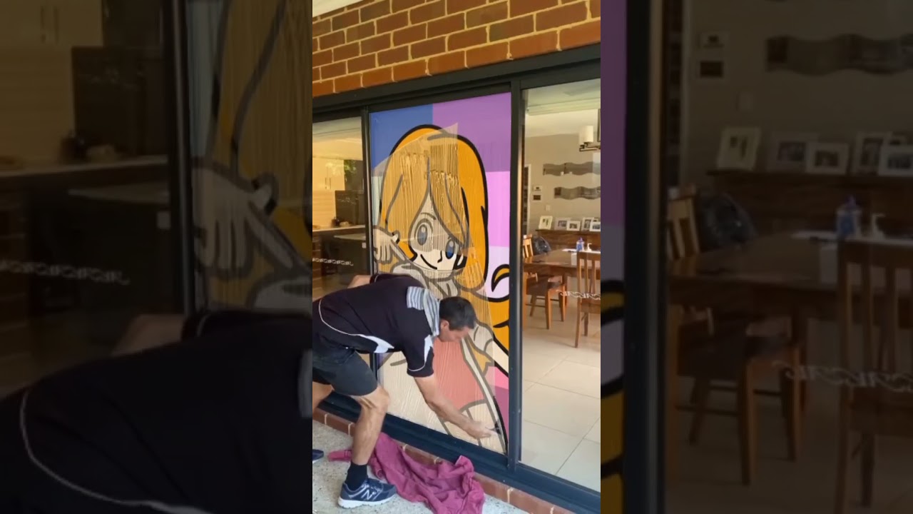Window Cleaning of Mona (Warioware)