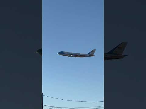 Air Force One taking off from El Paso International Airport (ELP) bound to Mexico City (NLU)